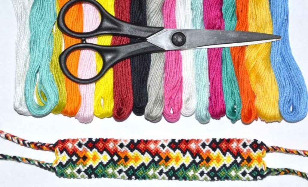 How to Art of Tying a Wild Rag? - HTJ