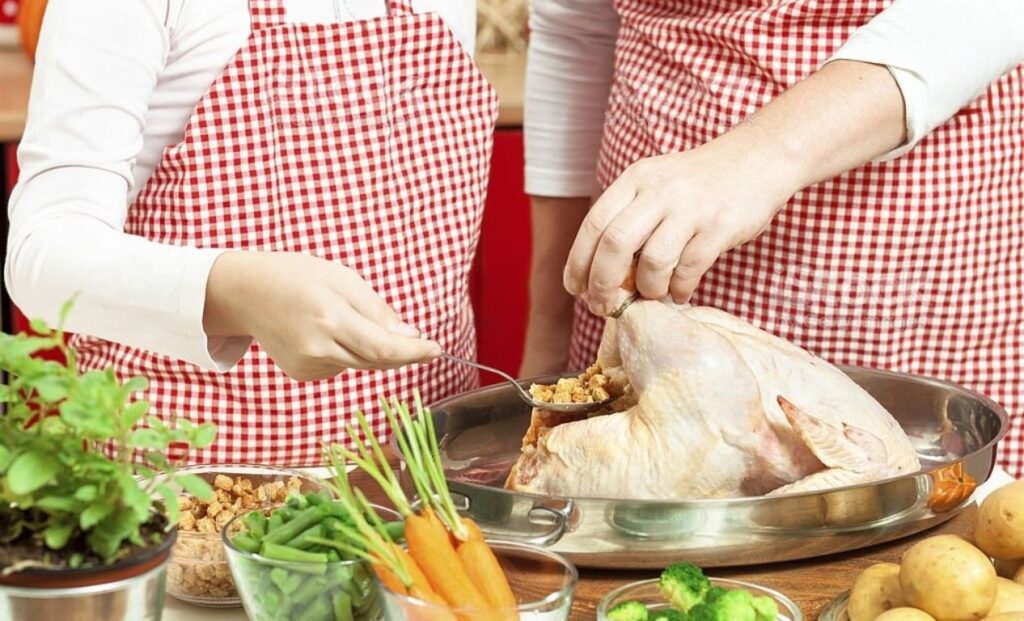 How to Tucking Turkey Wings? - HTJ